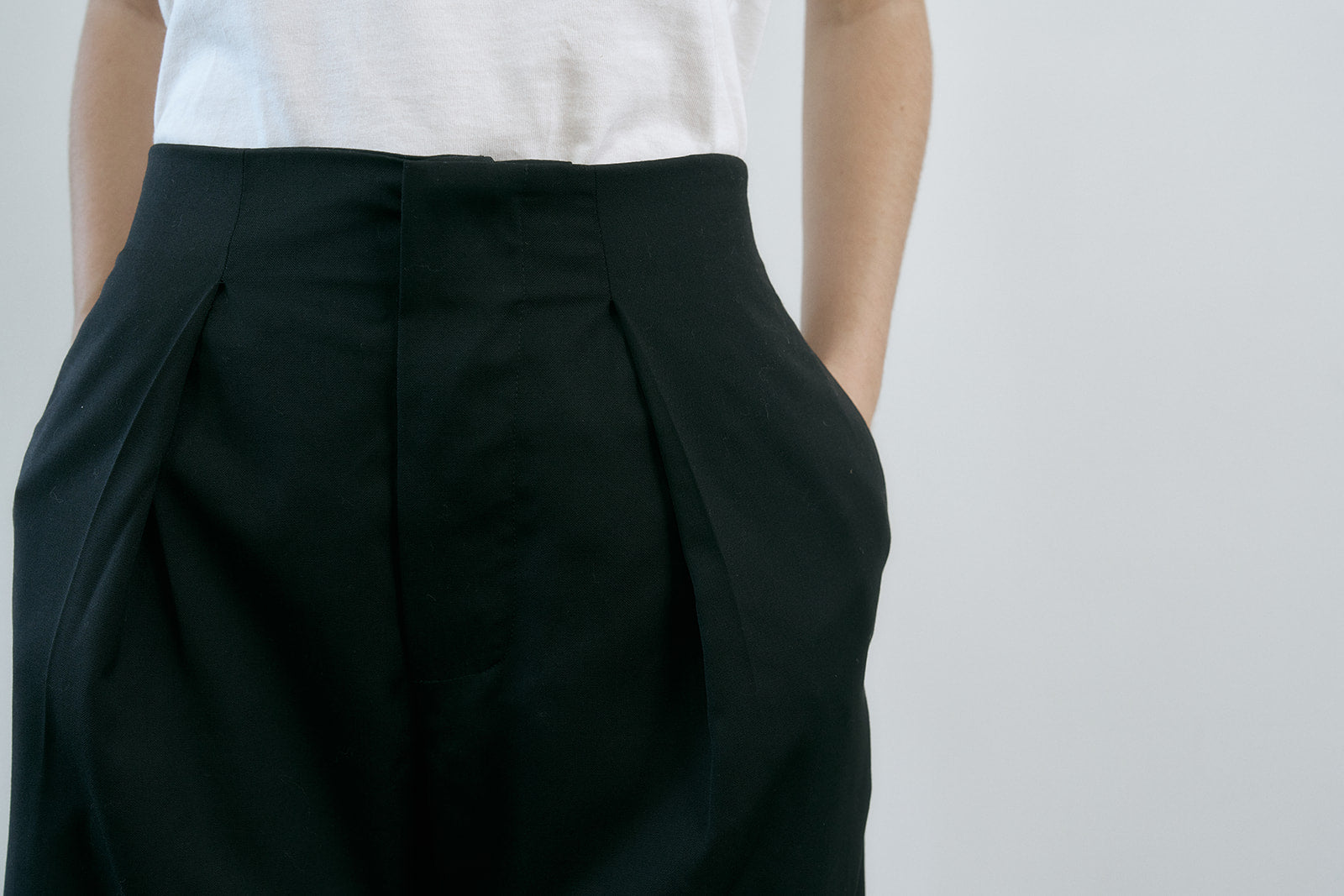 Deborah Wool Trousers – VINCENT JAMES