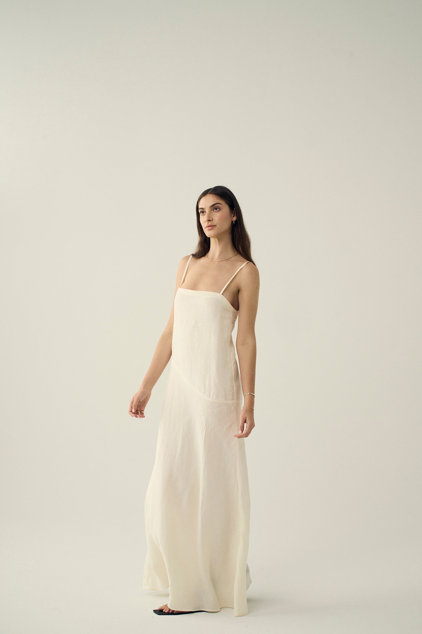 N E W – VINCENT JAMES